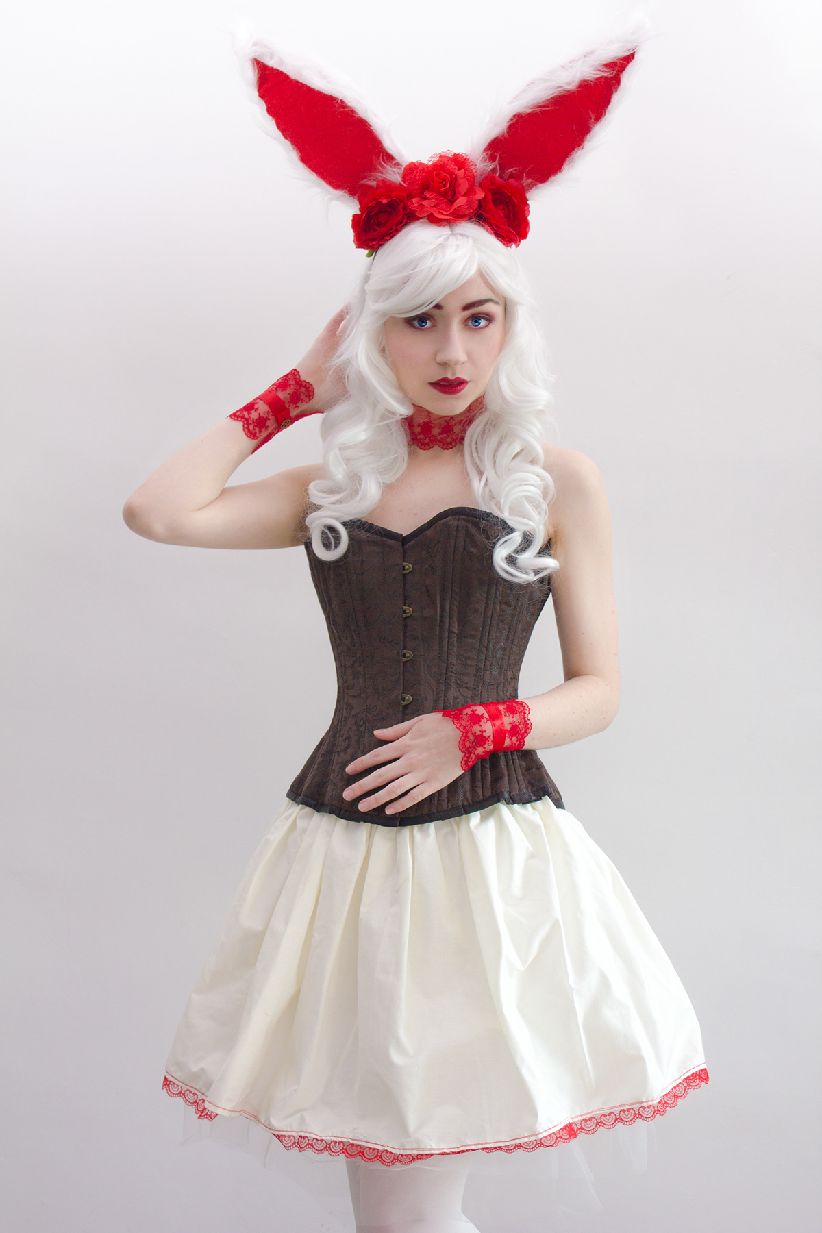 Phobos Cosplay - White Rabbit | Alice in Wonderland