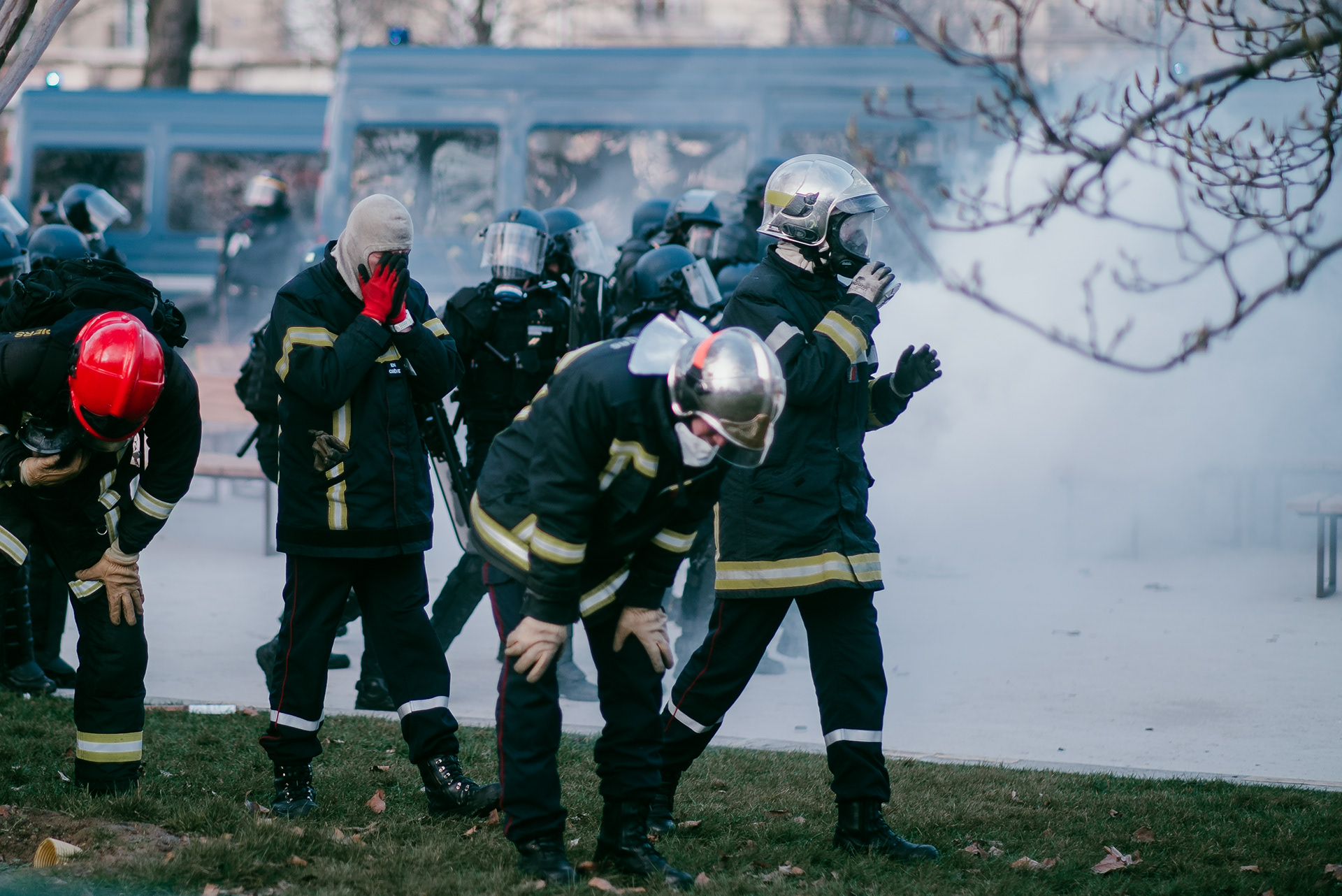 dataproduction . - Firefighters vs policemen